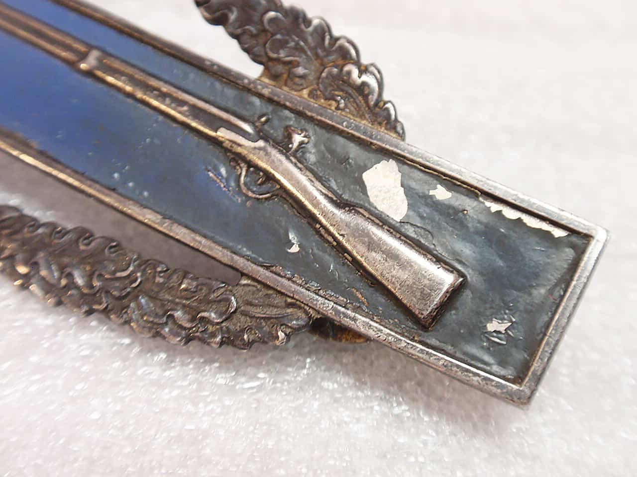 US WW2 Combat Infantryman Badge . FLU1023 - Time Traveler Militaria