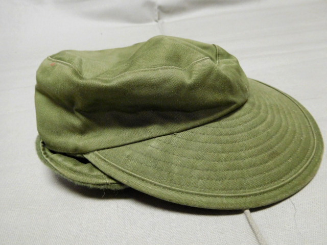 US Navy Cold Weather Cap . HU804 - Time Traveler Militaria