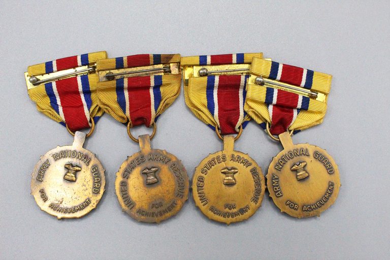 US Army National Guard Achievement Medal . YMU554 - Time Traveler Militaria