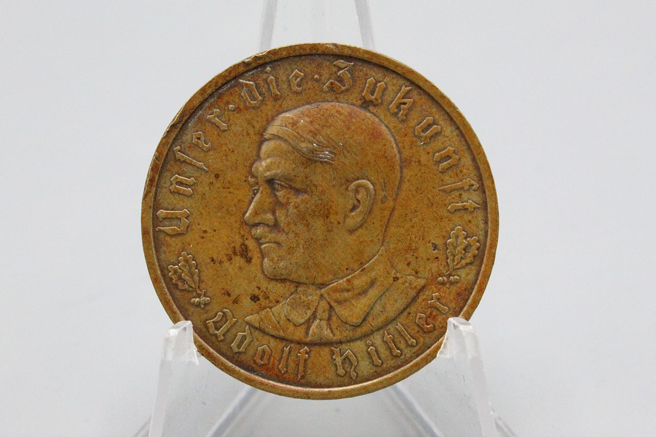 WW2 German AH 1933 Coin Token . EFL2129 - Time Traveler Militaria
