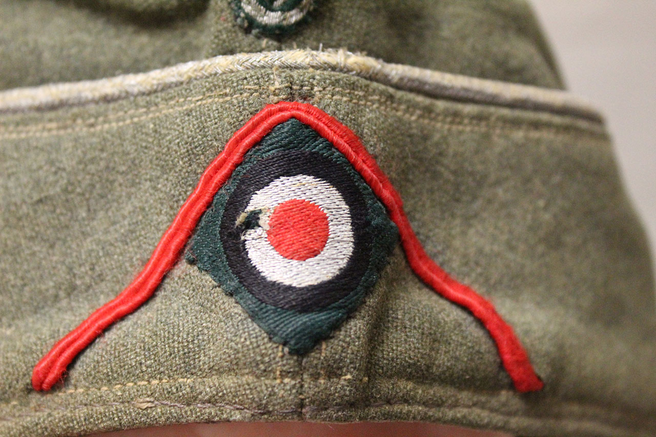 WW2 German Artillery Officer Side Cap . HG1073 - Time Traveler Militaria