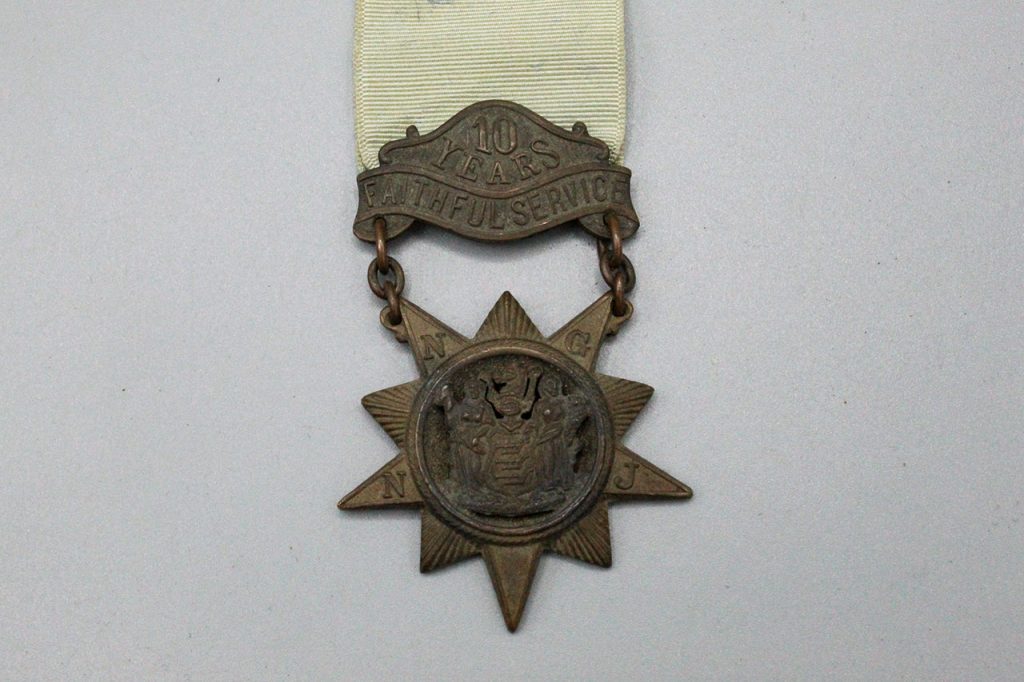 US NJ National Guard 10yr Faithful Service Medal . YMU4491 - Time ...