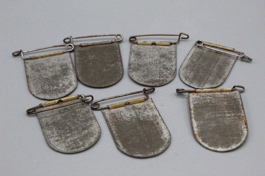 WW2 German DDA 1933-34 Tinnie - PER TINNIE . PIN797 - Time Traveler ...