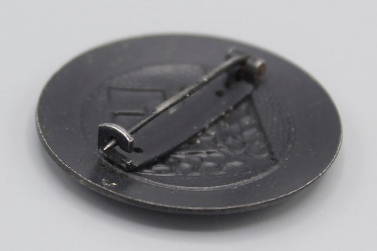 WW2 German RADwJ Arbeitsmaid rank broach . PIN1194 - Time Traveler ...