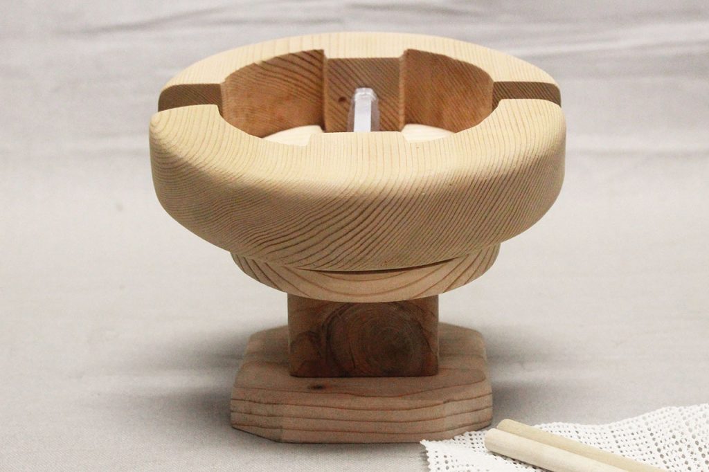 SOLD Military Visor Cap Display Stand . EFL3084 - Time Traveler Militaria