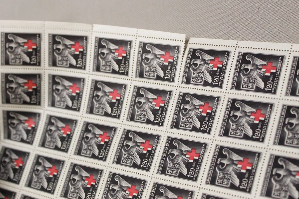 WW2 German Sheet Red Cross stamps . GD833 - Time Traveler Militaria