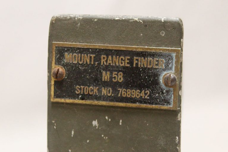 US Army Range Finder Mount M58 . FLU3154 - Time Traveler Militaria
