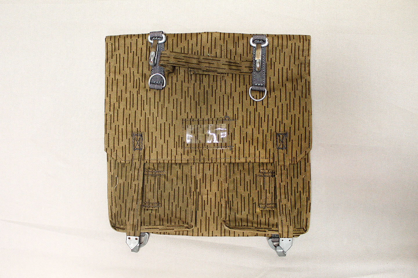 East German Camo Pack/Pouch . hm374 - Time Traveler Militaria