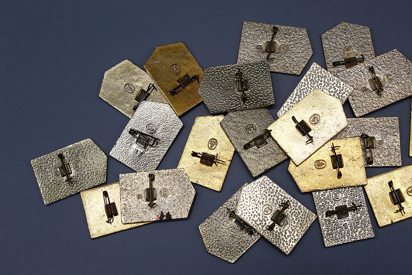 Soviet Shock Worker of Communist Labor Pin - Price Each . WMR288 - Time ...