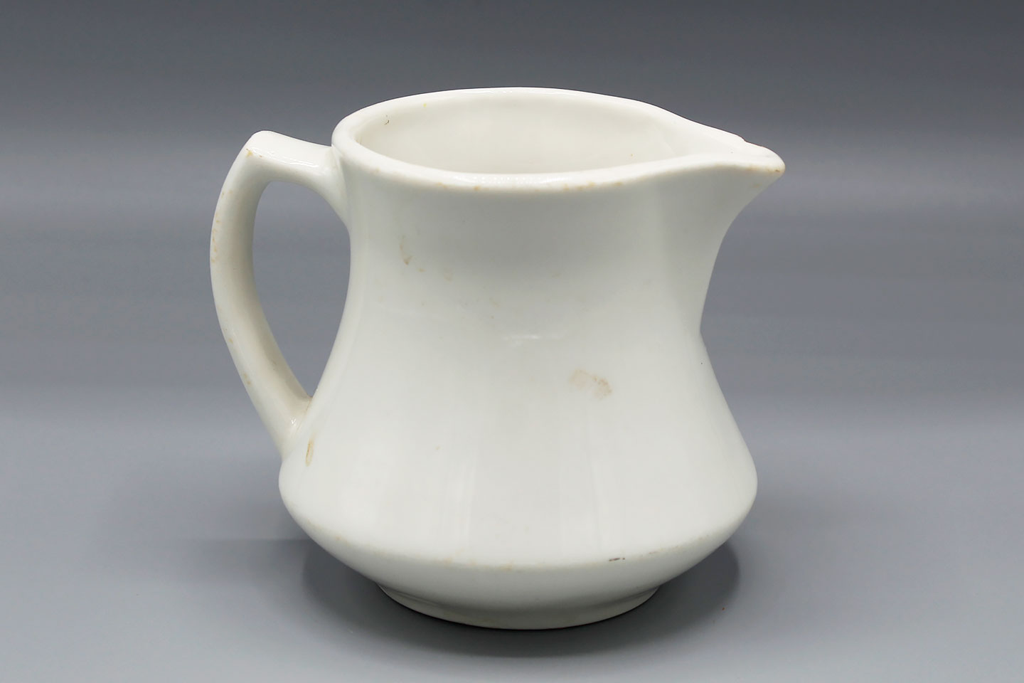 US Army Medical Dept Pitcher . FLU3261 - Time Traveler Militaria