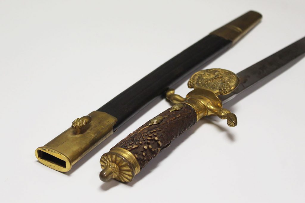 Imperial German Deluxe Hunting Cutlass . D747 - Time Traveler Militaria