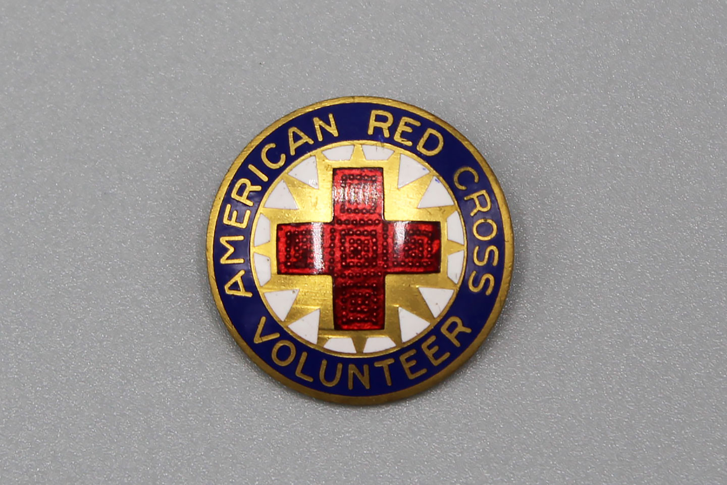 Volunteer Pin