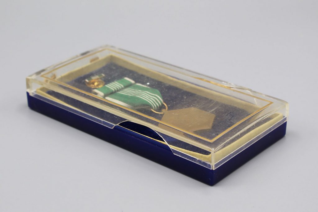 US Army Commendation Medal in Case (Damaged Case) . YMU4567 - Time ...