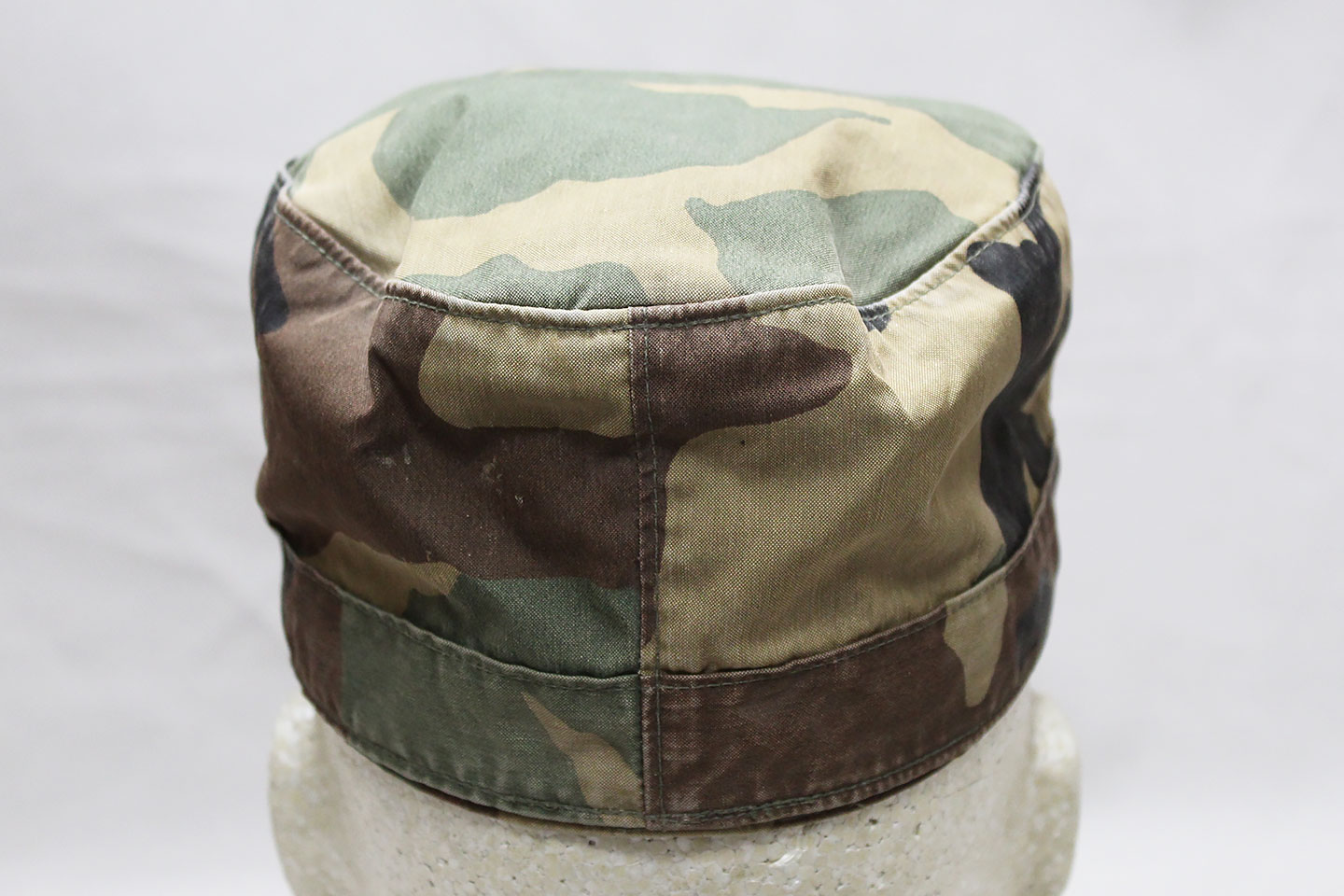 US Army BDU (Woodland Camo) Cap w/Pin - Size 7 . HU1063 - Time Traveler ...
