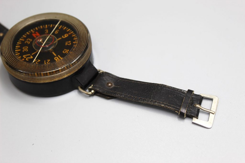 WW2 German Luftwaffe Flight AK39 Wrist Compass . EFL6093cxa - Time ...