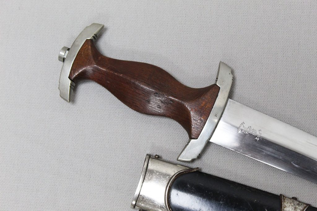 WW2 German NSKK Chained Dagger . D2040 - Time Traveler Militaria