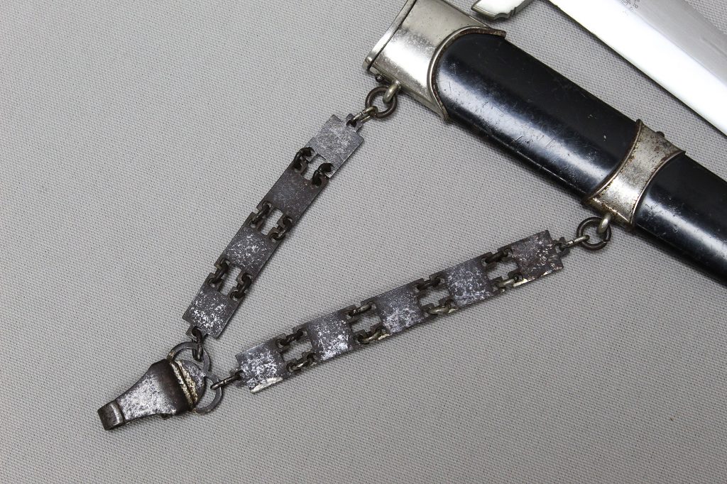 WW2 German NSKK Chained Dagger . D2040 - Time Traveler Militaria