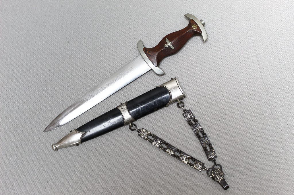 WW2 German NSKK Chained Dagger . D2040 - Time Traveler Militaria