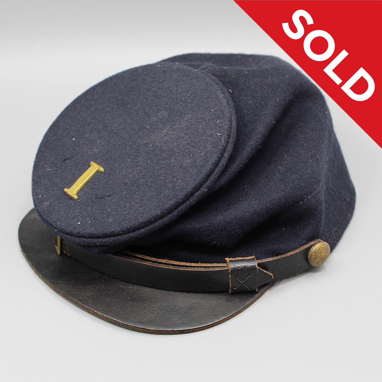 REPRODUCTIONS - Time Traveler Militaria