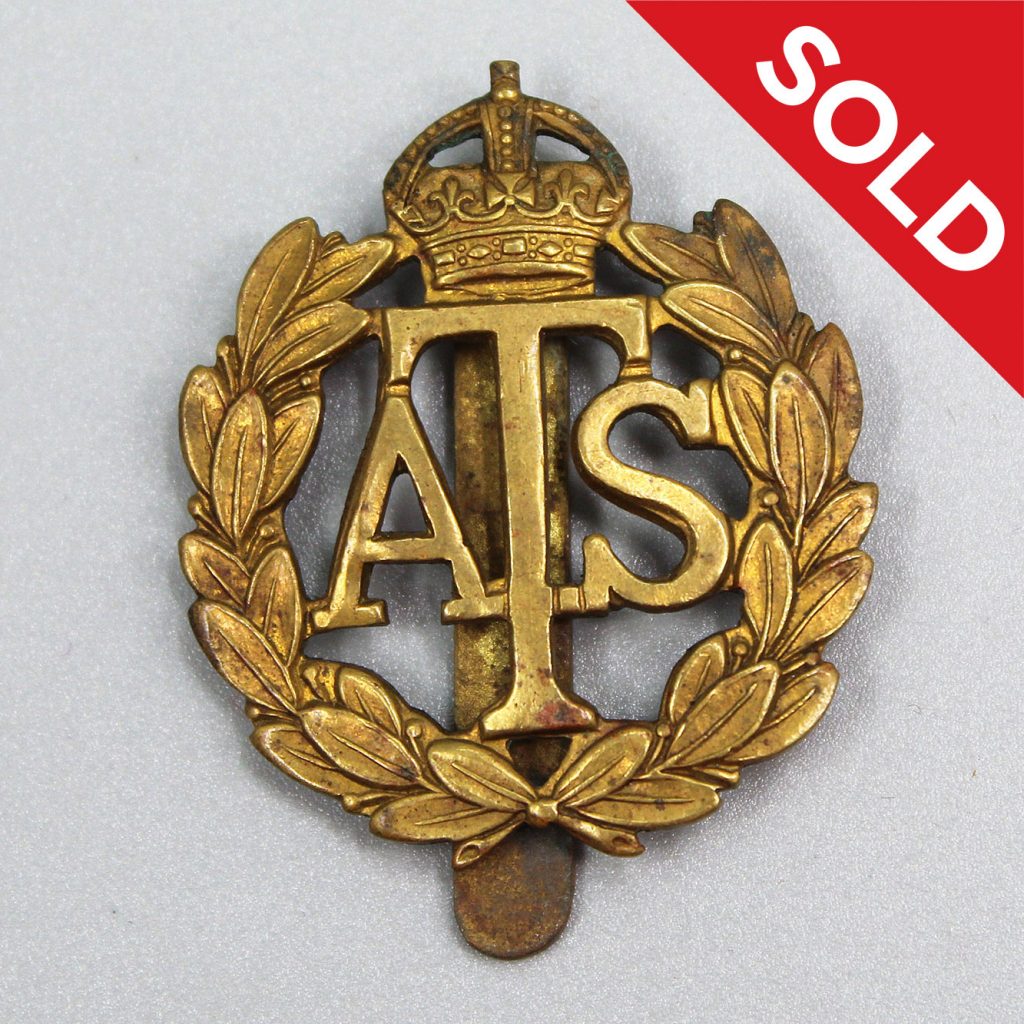 Metal Insignia - Time Traveler Militaria