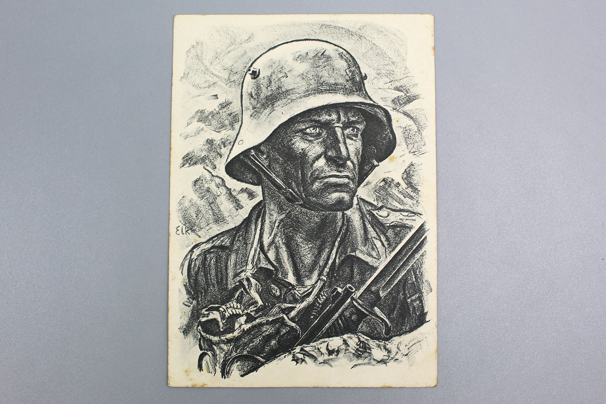 WW2 German "Front 1918" Postcard . GD586 - Time Traveler Militaria