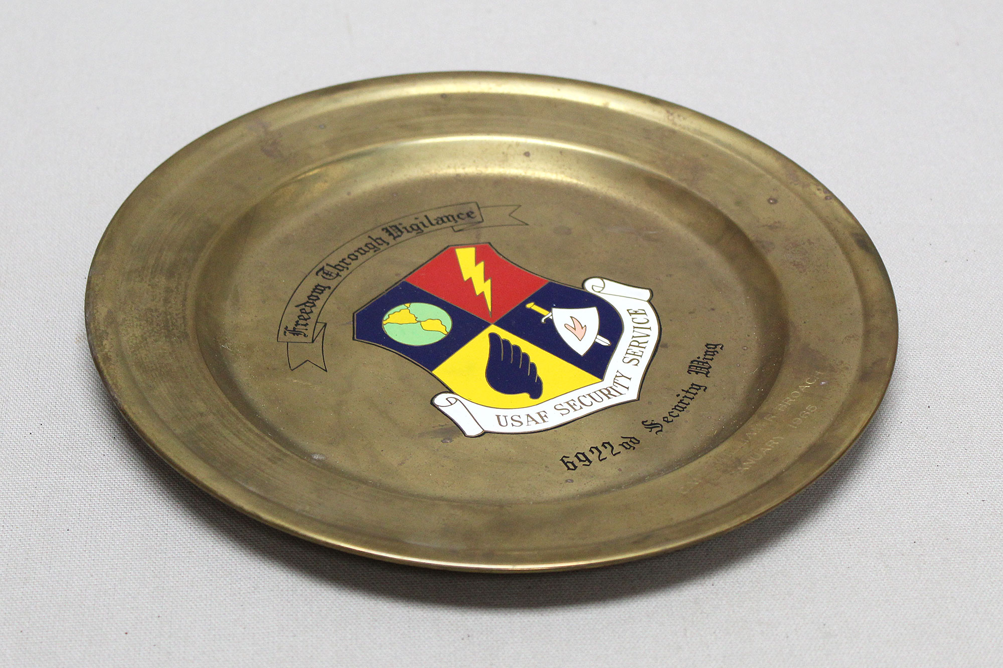 US 6922nd Security Wing Presentation Plate 1965 . FLU3278 - Time ...