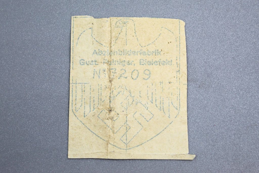 WW2 German Army Helmet Decal . HG1464 - Time Traveler Militaria