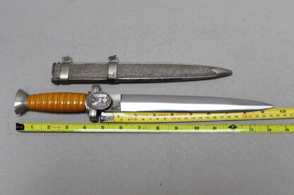WW2 German Red Cross Leader Dagger . D2065 - Time Traveler Militaria