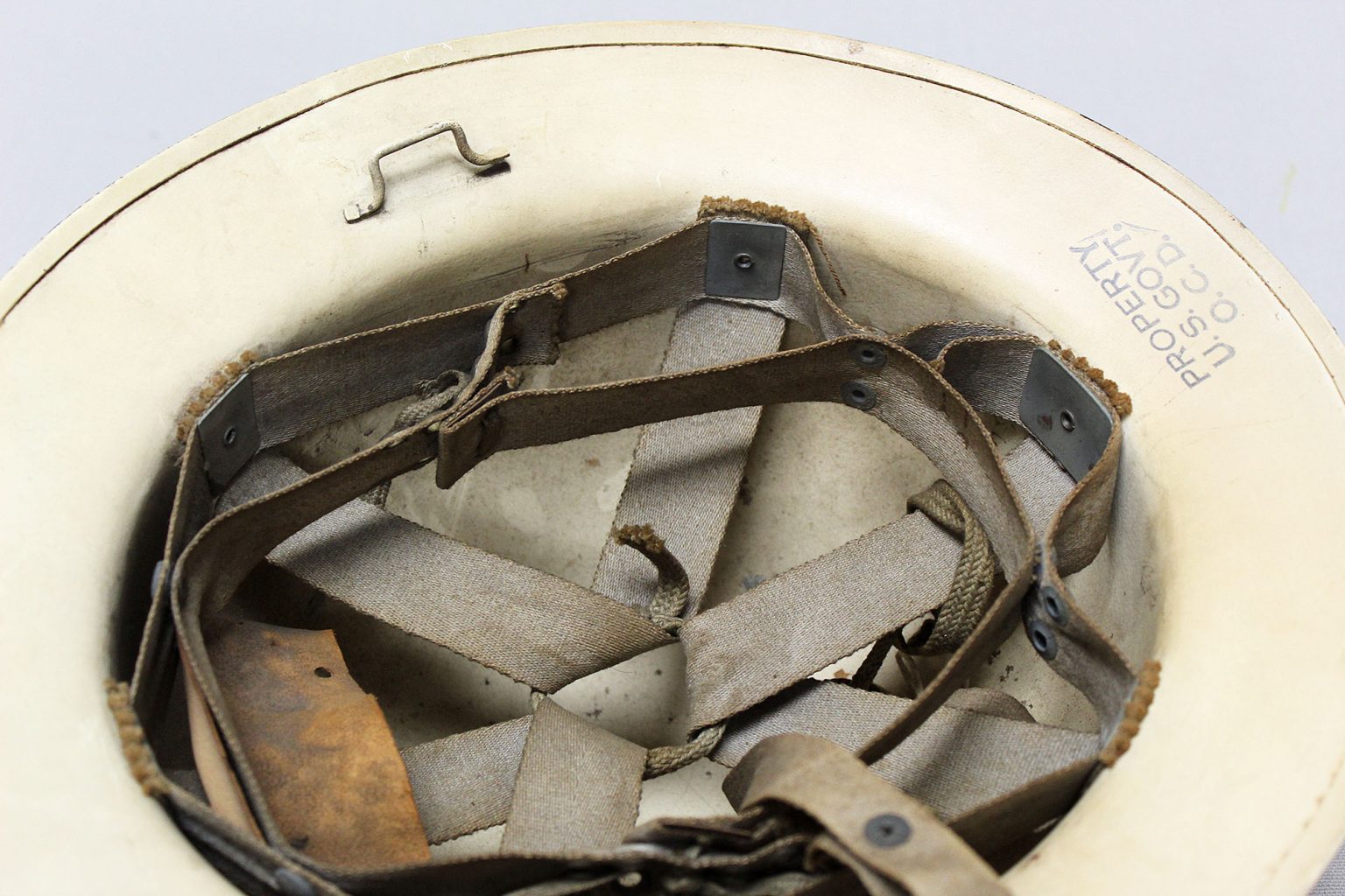 US WW2 Civil Defense Helmet Air Raid Warden . HU1083 - Time Traveler ...