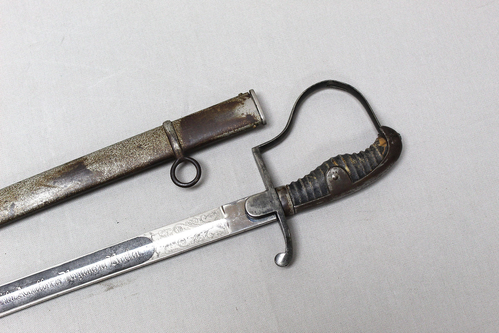 Imperial German Triple Engraved Sword - 1 Guarde Feld Art Regt . SGi44 ...