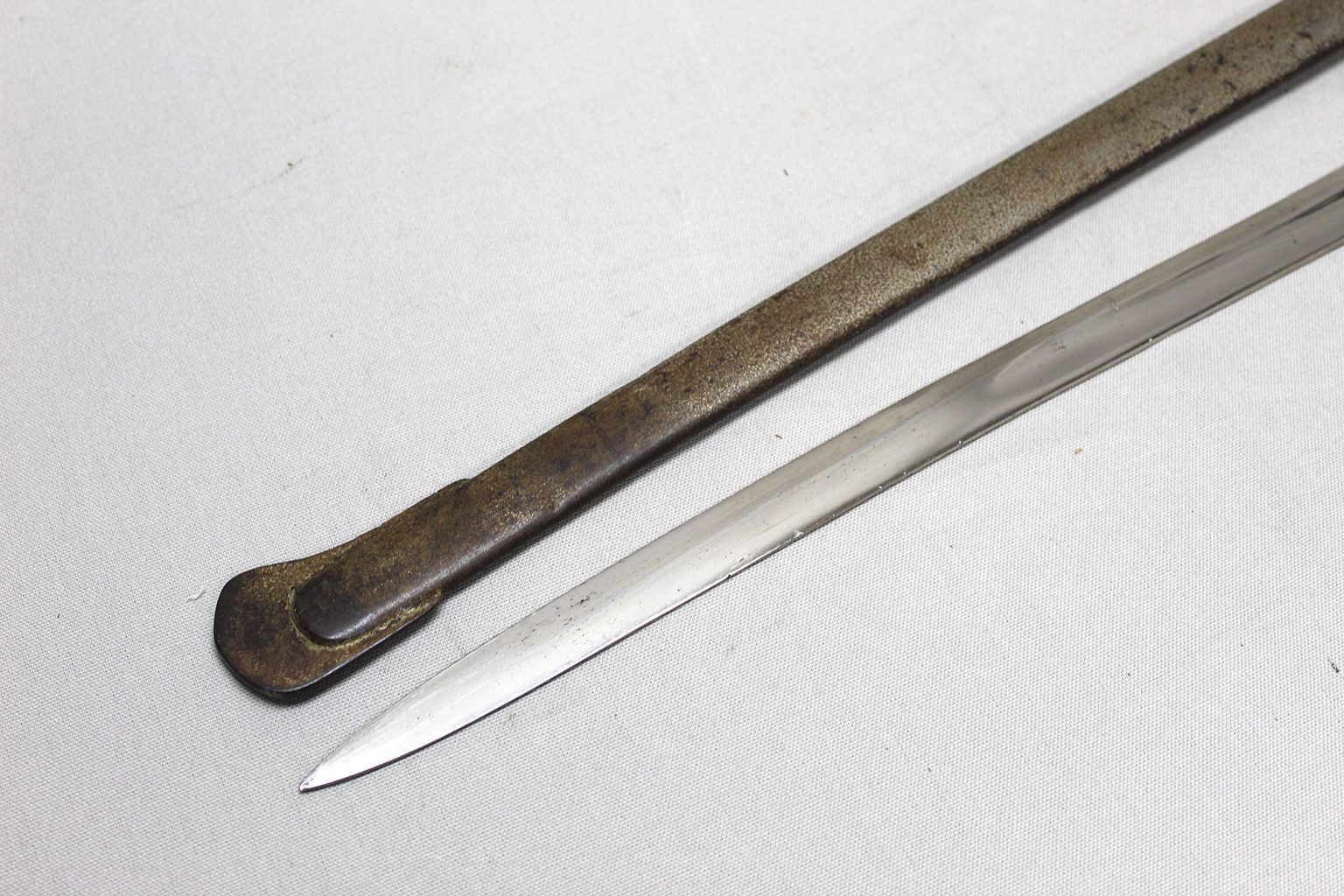 Imperial German Triple Engraved Sword - 1 Guarde Feld Art Regt . SGi44 ...