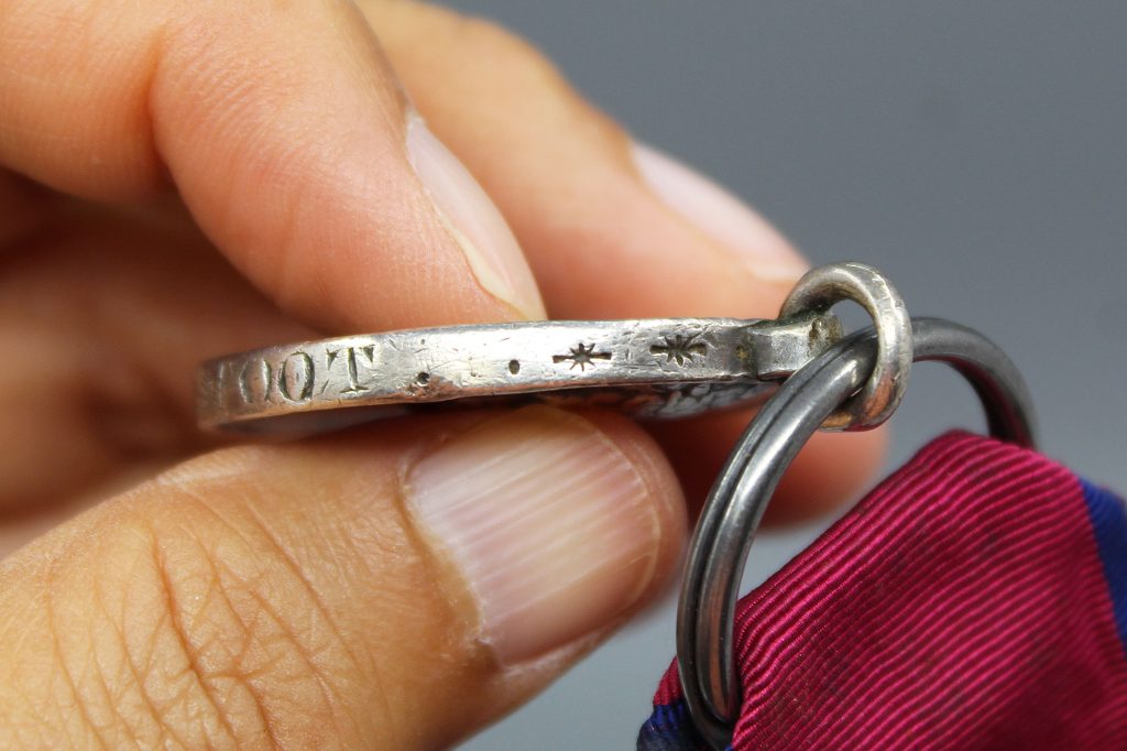 British Waterloo Medal - 40th Foot Rgt (Repaired Suspension) . BM491 ...