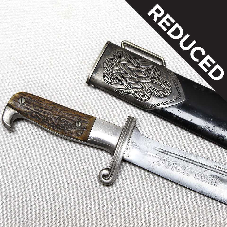 Daggers & Knives - Time Traveler Militaria