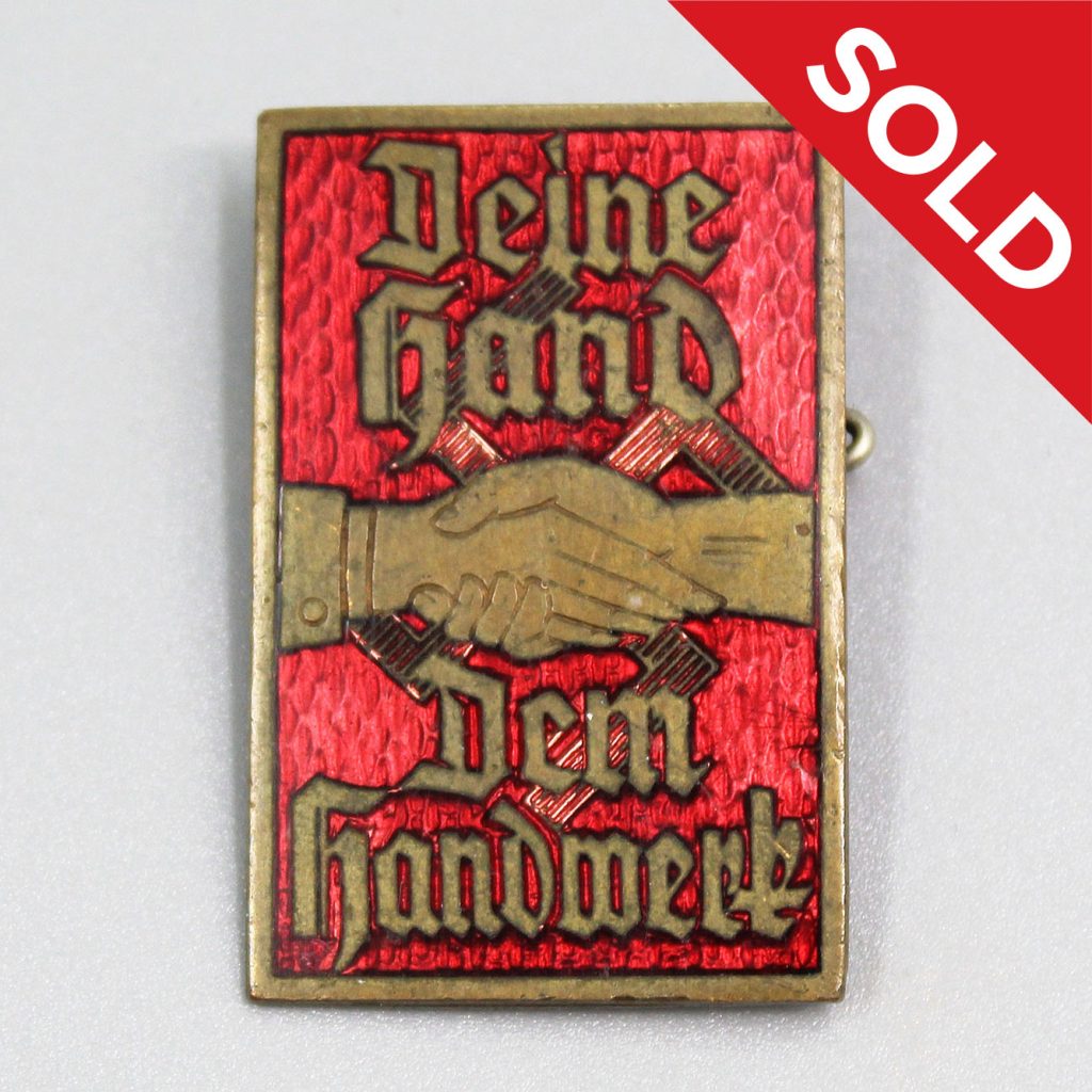 Tinnies & Pins - Time Traveler Militaria