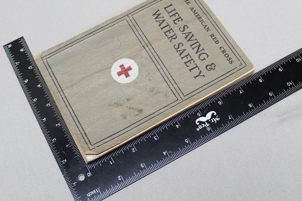 US American Red Cross Life Saving & Water Safety Book - 1937 . FLU1571 ...