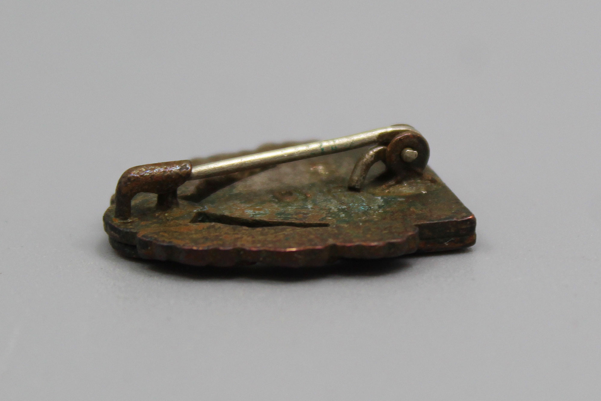 WW2 German NS-RKB (Veterans) 40 Year Service Pin . PIN1195 - Time ...