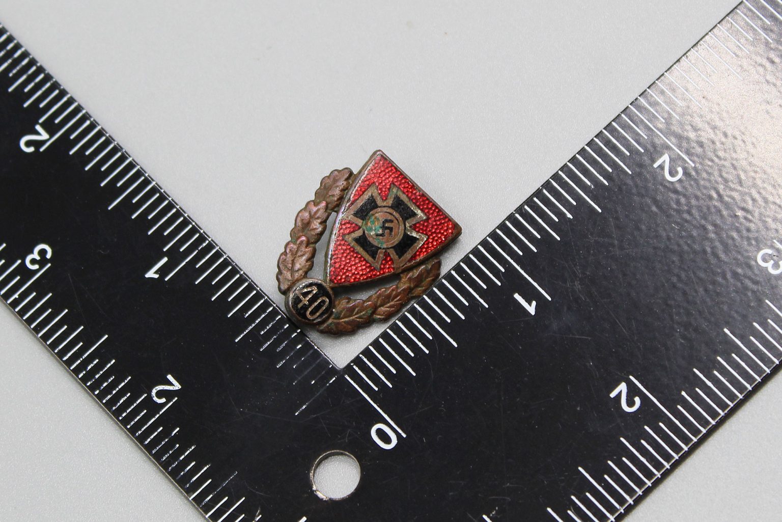 WW2 German NS-RKB (Veterans) 40 Year Service Pin . PIN1195 - Time ...