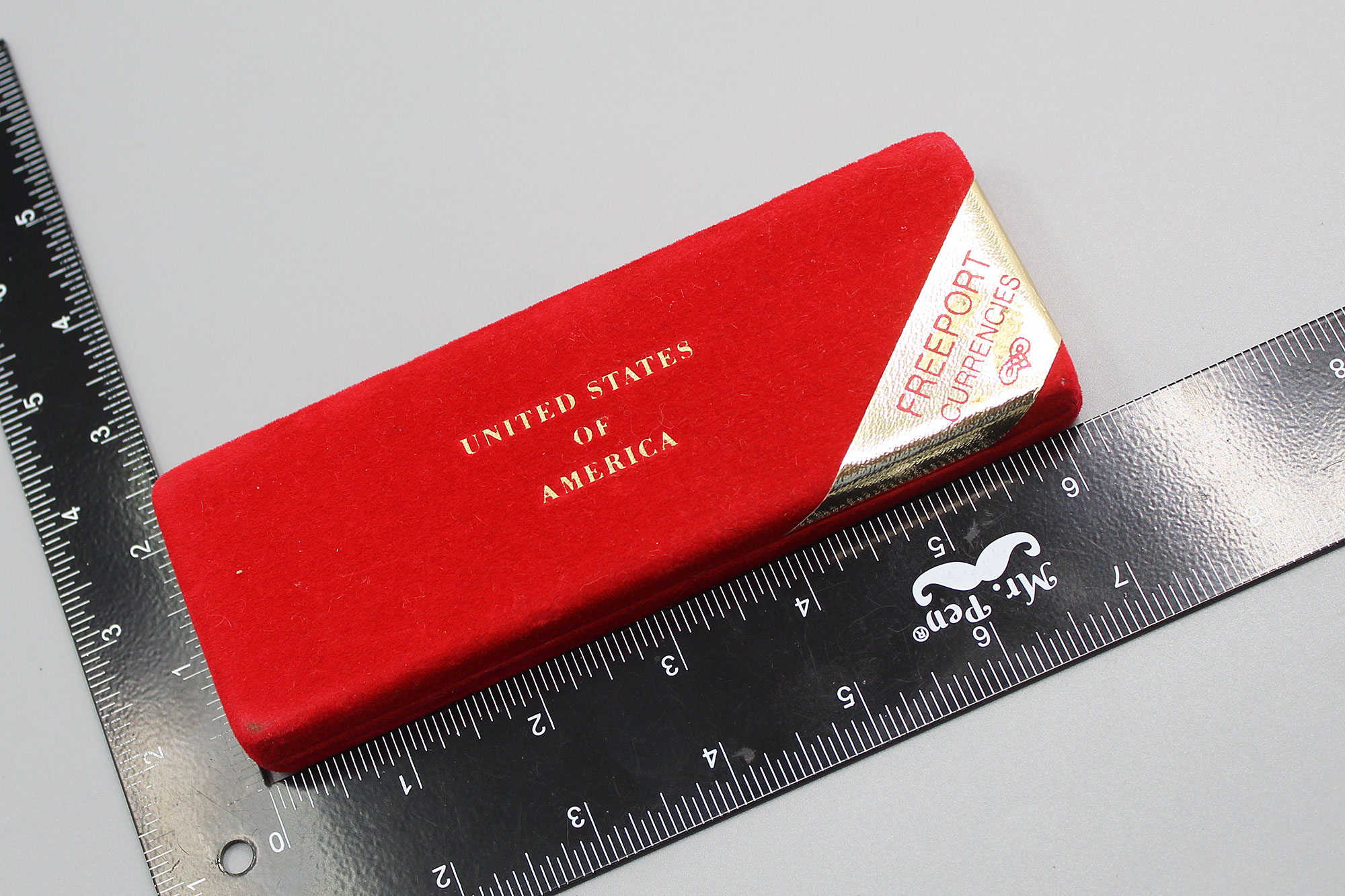 US Navy 1977 Navy Recruiting Coin Set . FLU826 - Time Traveler Militaria