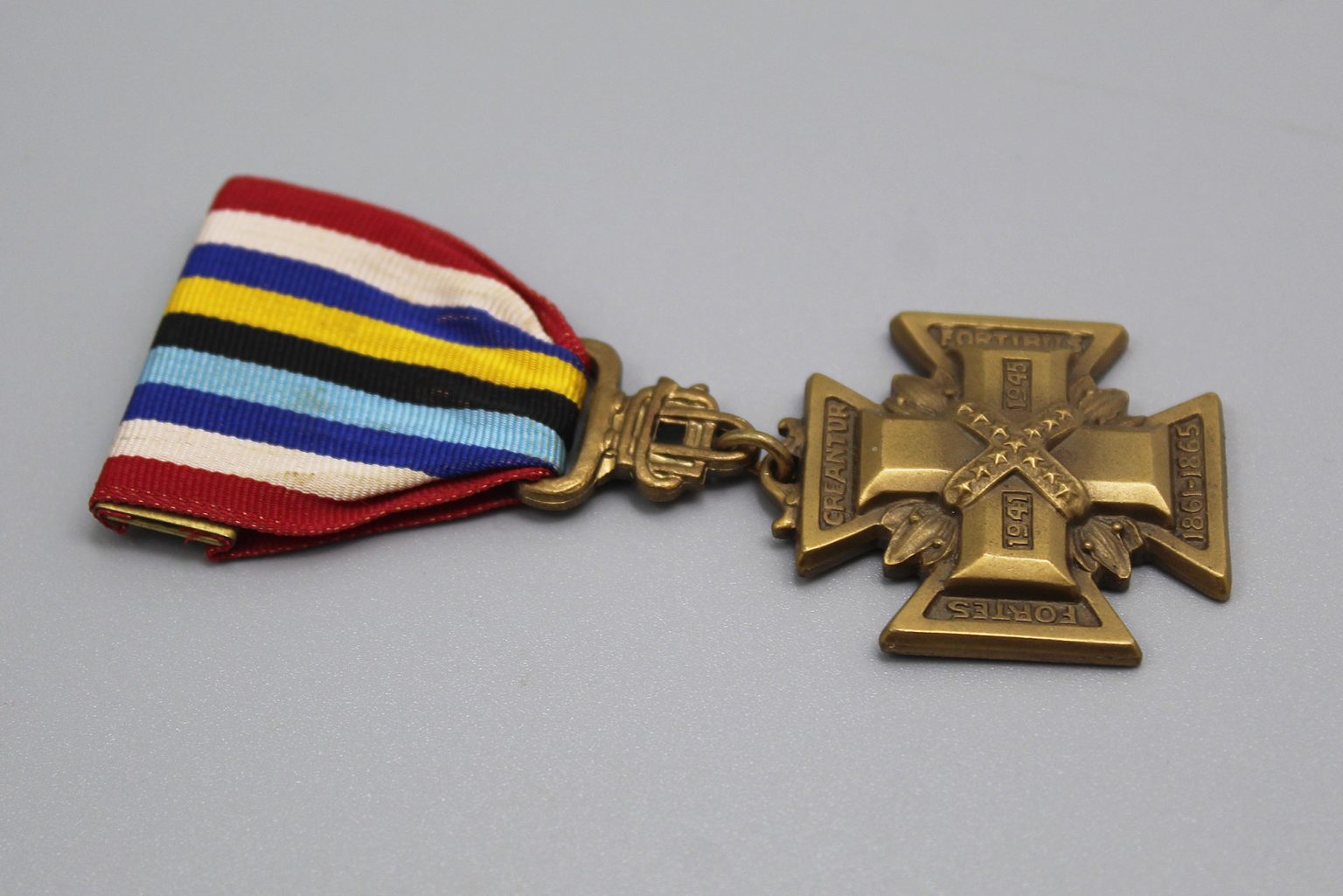 US WW2 UDC Military Service Cross - #'d . YMU4649 - Time Traveler Militaria