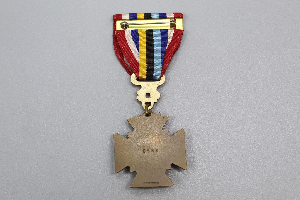 US WW2 UDC Military Service Cross - #'d . YMU4649 - Time Traveler Militaria