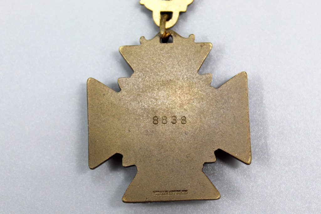 US WW2 UDC Military Service Cross - #'d . YMU4649 - Time Traveler Militaria