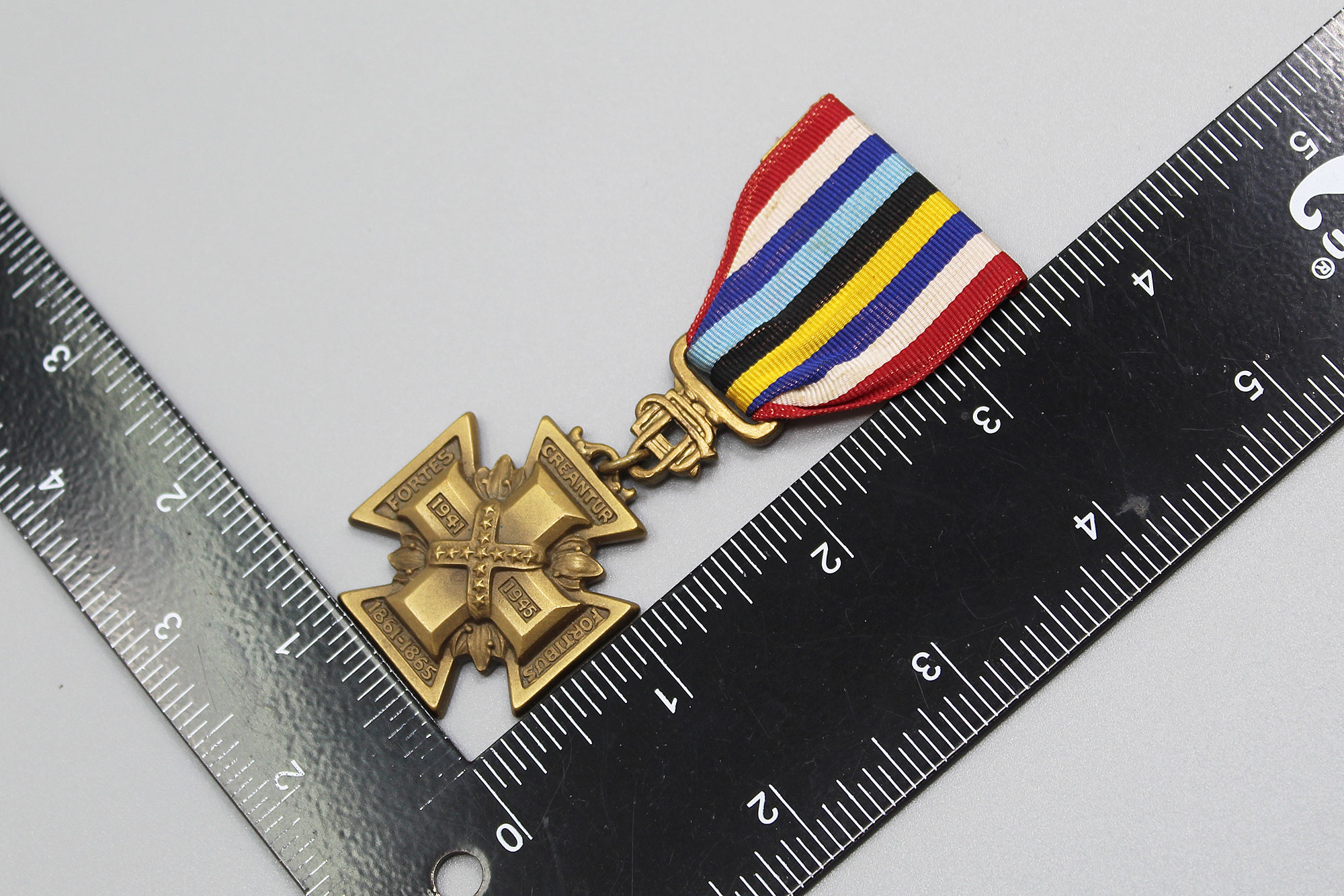 US WW2 UDC Military Service Cross - #'d . YMU4649 - Time Traveler Militaria