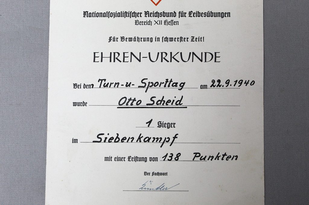 WW2 German Sports Document 1940 . GD3039 - Time Traveler Militaria