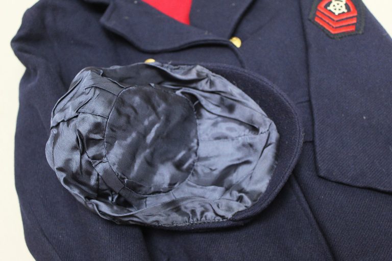 WW2 US Navy Childs Jacket and Cap . UA709 - Time Traveler Militaria