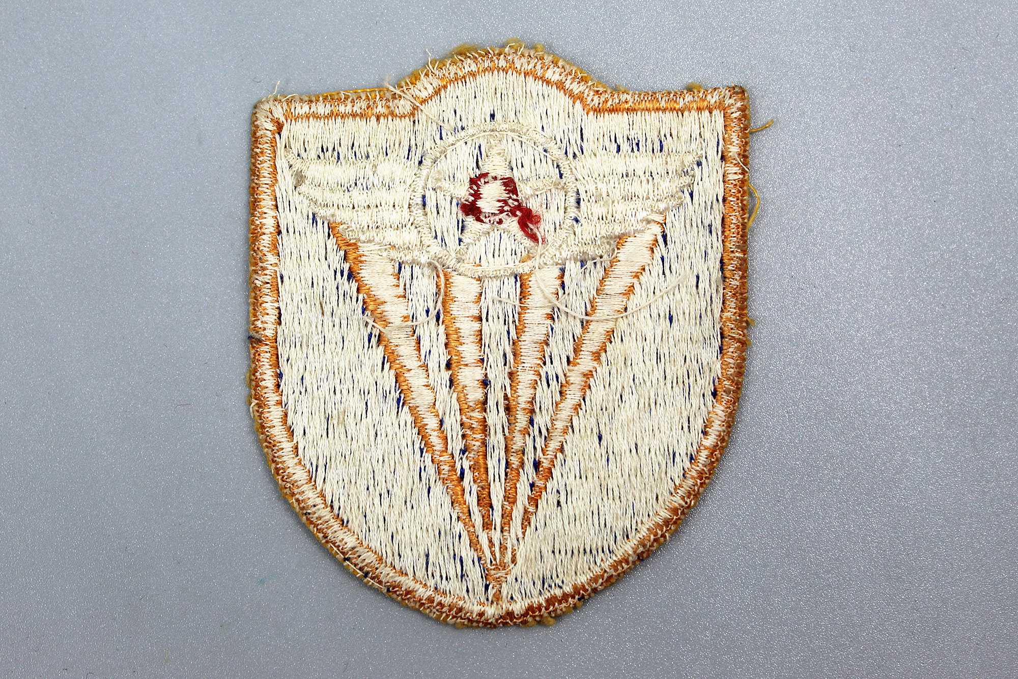 US 4th AAF Patch - Ribbed Weave - WW2 . USP1086 - Time Traveler Militaria