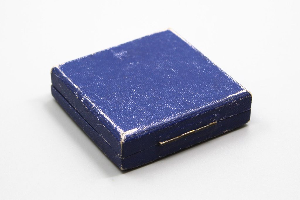 Blue Push Button Empty Case - Paris . WM450 - Time Traveler Militaria