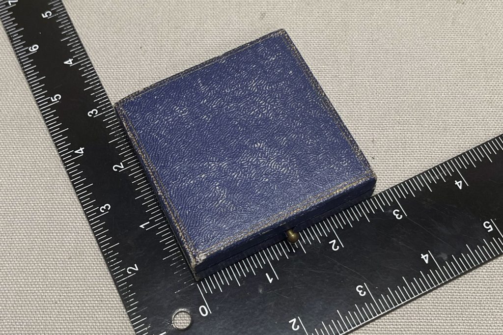 Blue Push Button Empty Case - Paris . WM450 - Time Traveler Militaria