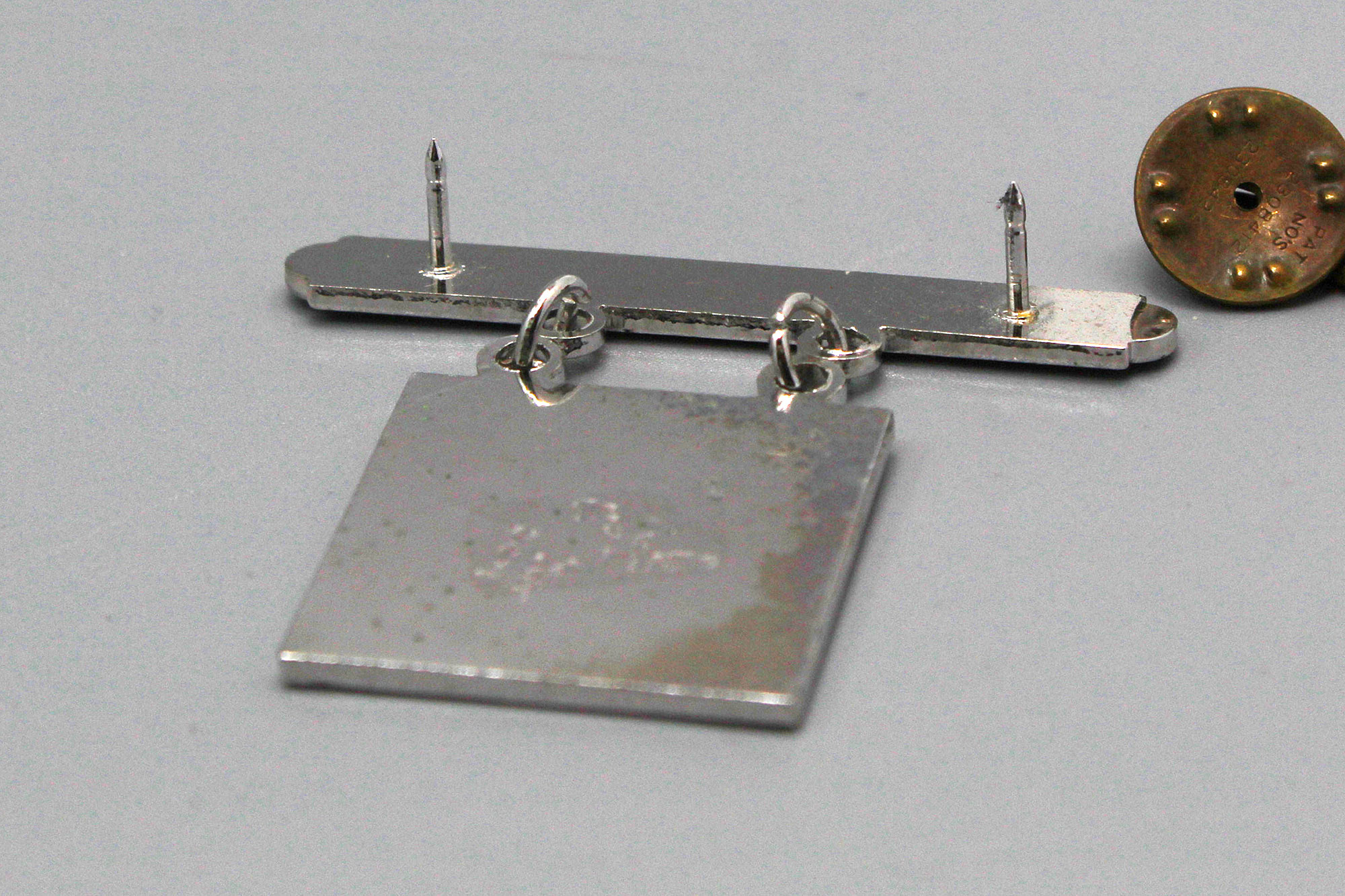 USMC Rifle Marksman Qualification Badge . FLU3578 - Time Traveler Militaria