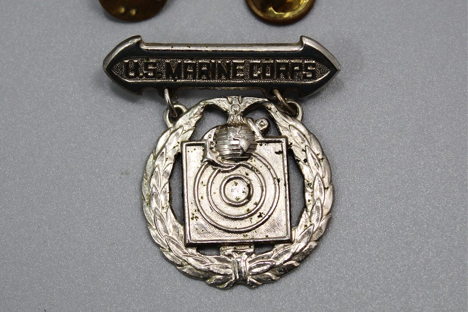 USMC M1937 Marksman Qualification Badge . FLU3581 - Time Traveler Militaria