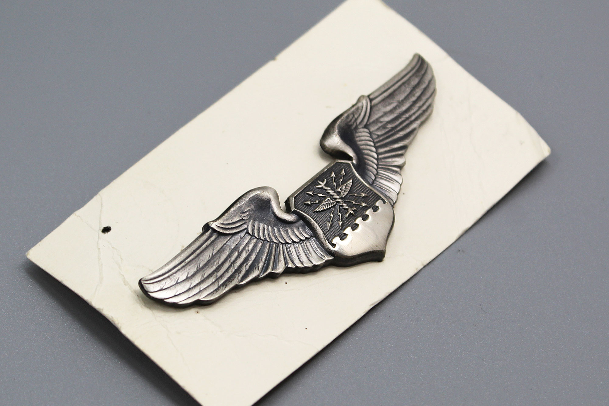 USAF Navigator Wings on Card - 72 Antaya 1/20 SF . W210 - Time Traveler ...